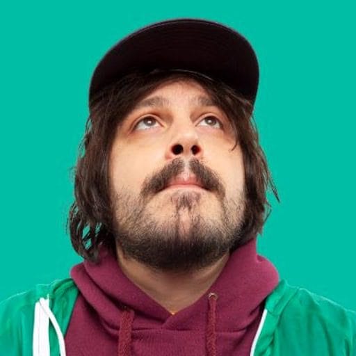 Ultras Netflix il film: trama e cast dell'altro volto del calcio - MAM-e