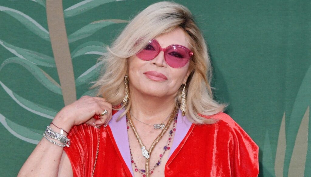 Amanda Lear ospite a "Canzone Segreta": età, bio e curiosità - MAM-e