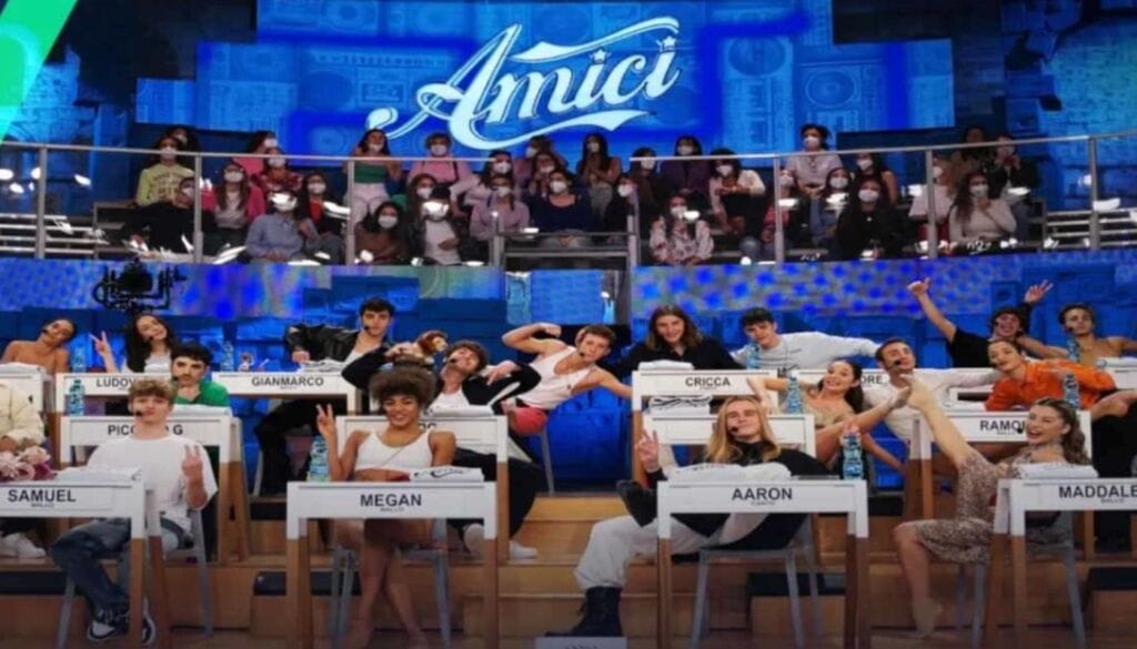 Anticipazioni Amici 22, salta la puntata del 25 dicembre – Niveo sarà ...